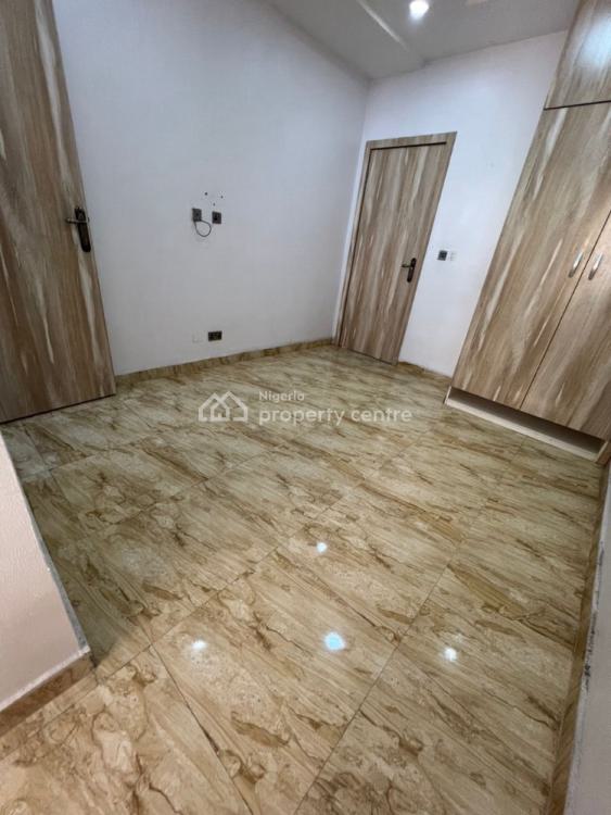 For Rent: Luxury Room Shard Apartment, Victoria Bay1, Orchid Road ...