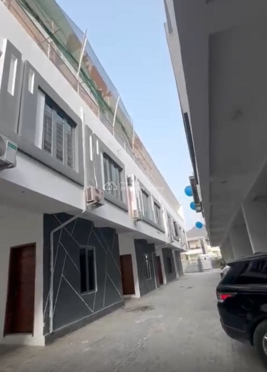 For Sale: Luxurious Sweet 2 Bedroom Apartment With Open Plan Kitchen ...