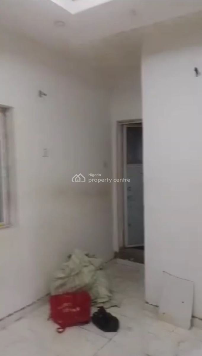 For Rent: Standard Room Self Contain, Alagomeji, Yaba, Lagos | 1 Baths ...