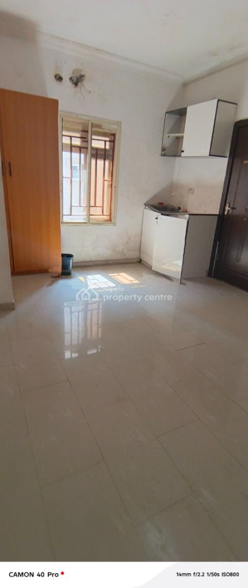 For Rent: Studio Apartment Self Contain, Behind D Place Restaurant ...