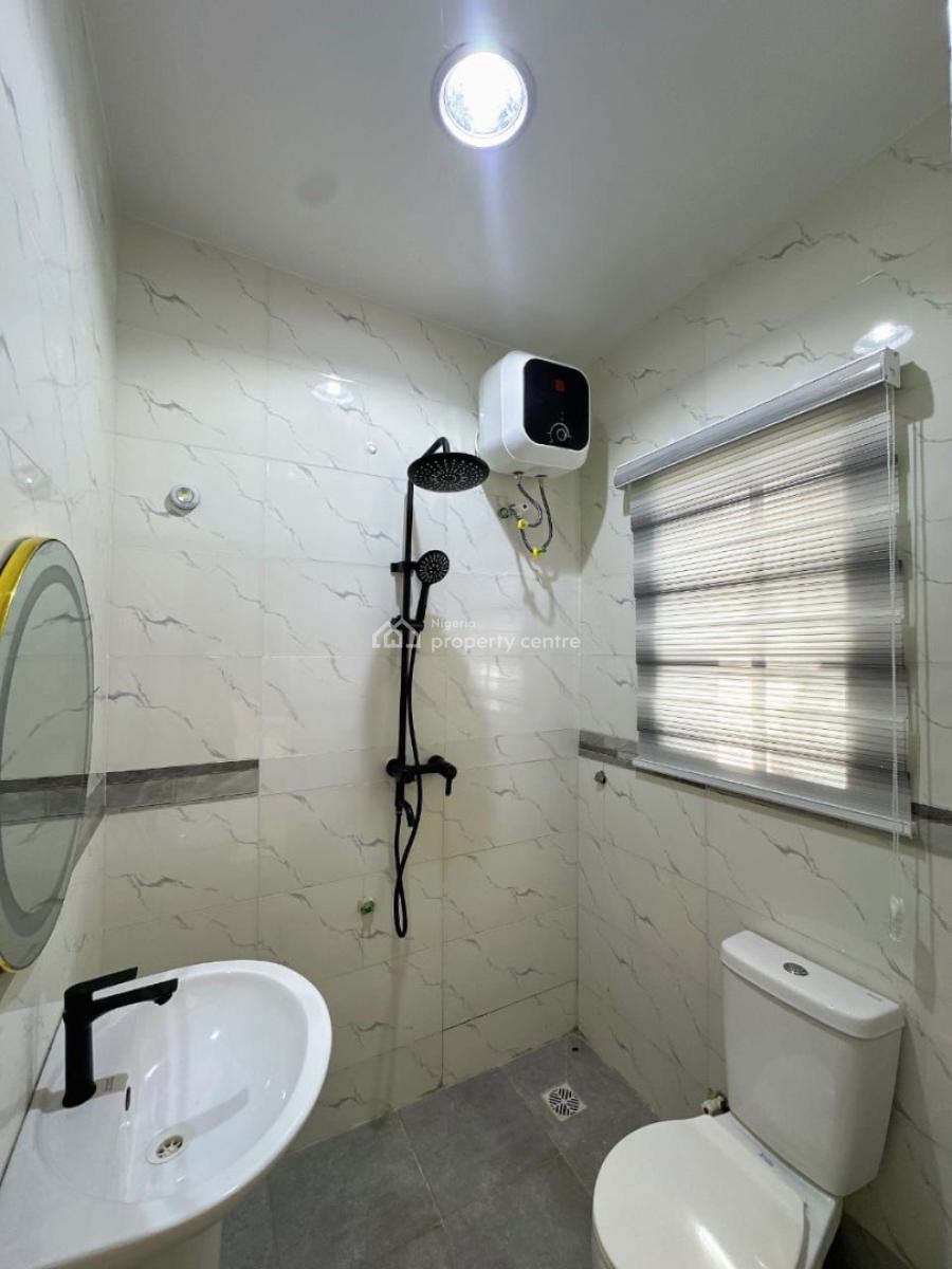 Short Let: Stunning-two -bedroom Apartment, Alagomeji, Yaba, Lagos | 2 ...