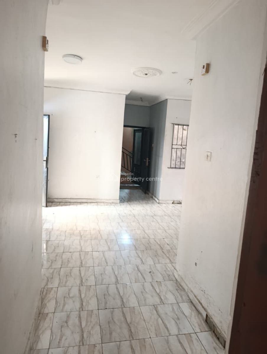 For Rent: 2 Bedroom Flat, Alagomeji, Yaba, Lagos | 2 Beds, 2 Baths ...