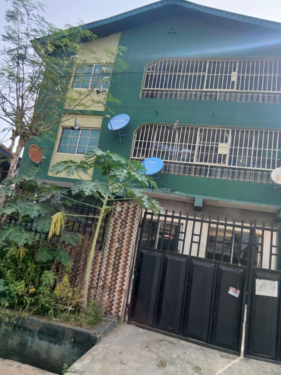 For Sale: Well Maintained Block Of 6 No 3 Bedroom Flat, Off Toyin ...