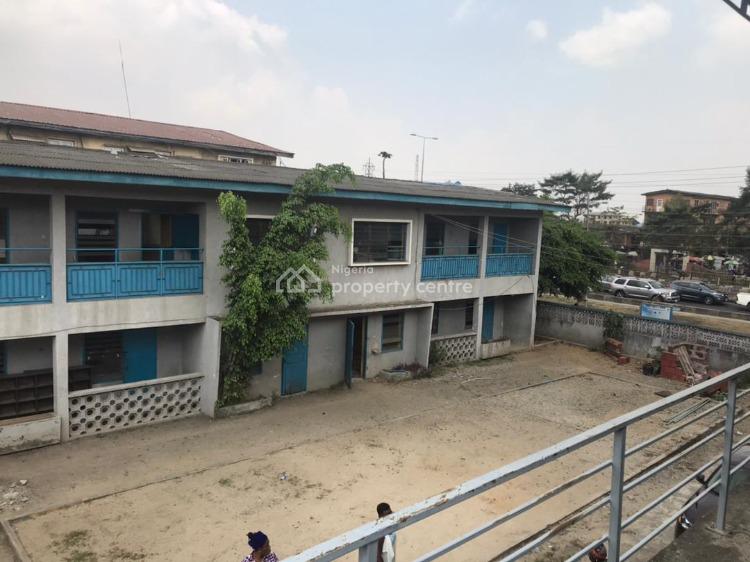 Houses, Flats & Land for Sale in Shomolu, Lagos (100 available)